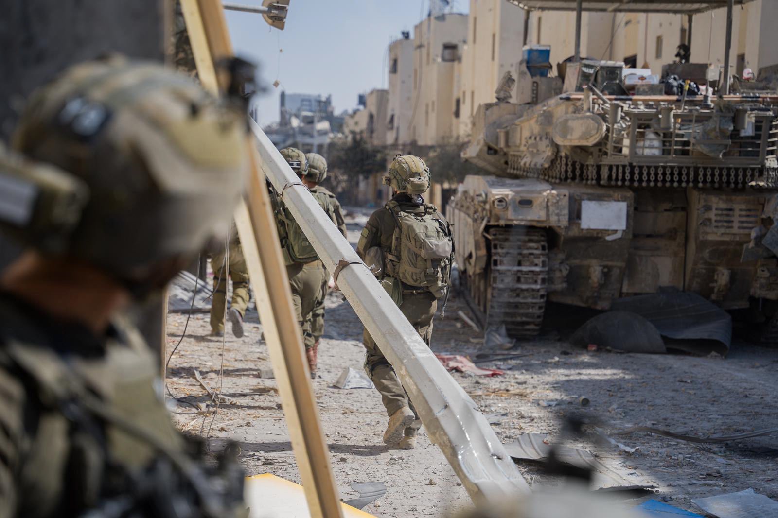 Helyzet a frontokon és Egyiptom reagál - Új Kelet Live