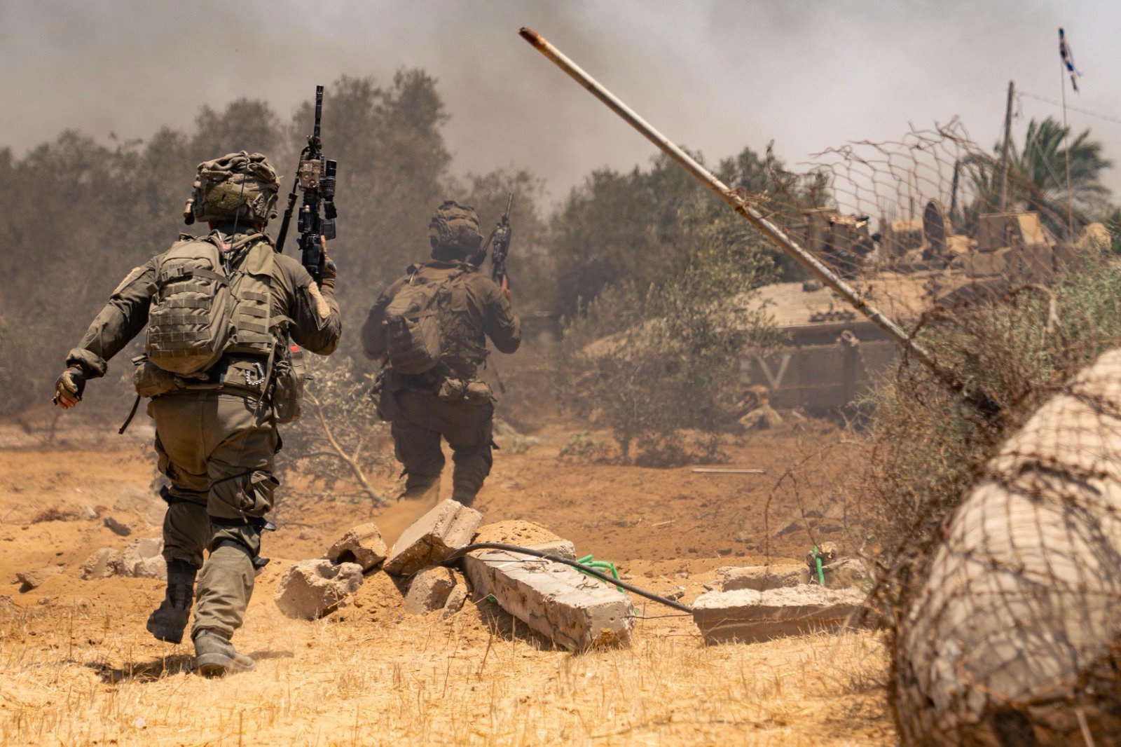 Trump értékel, Irán és a „show” - Új Kelet Live