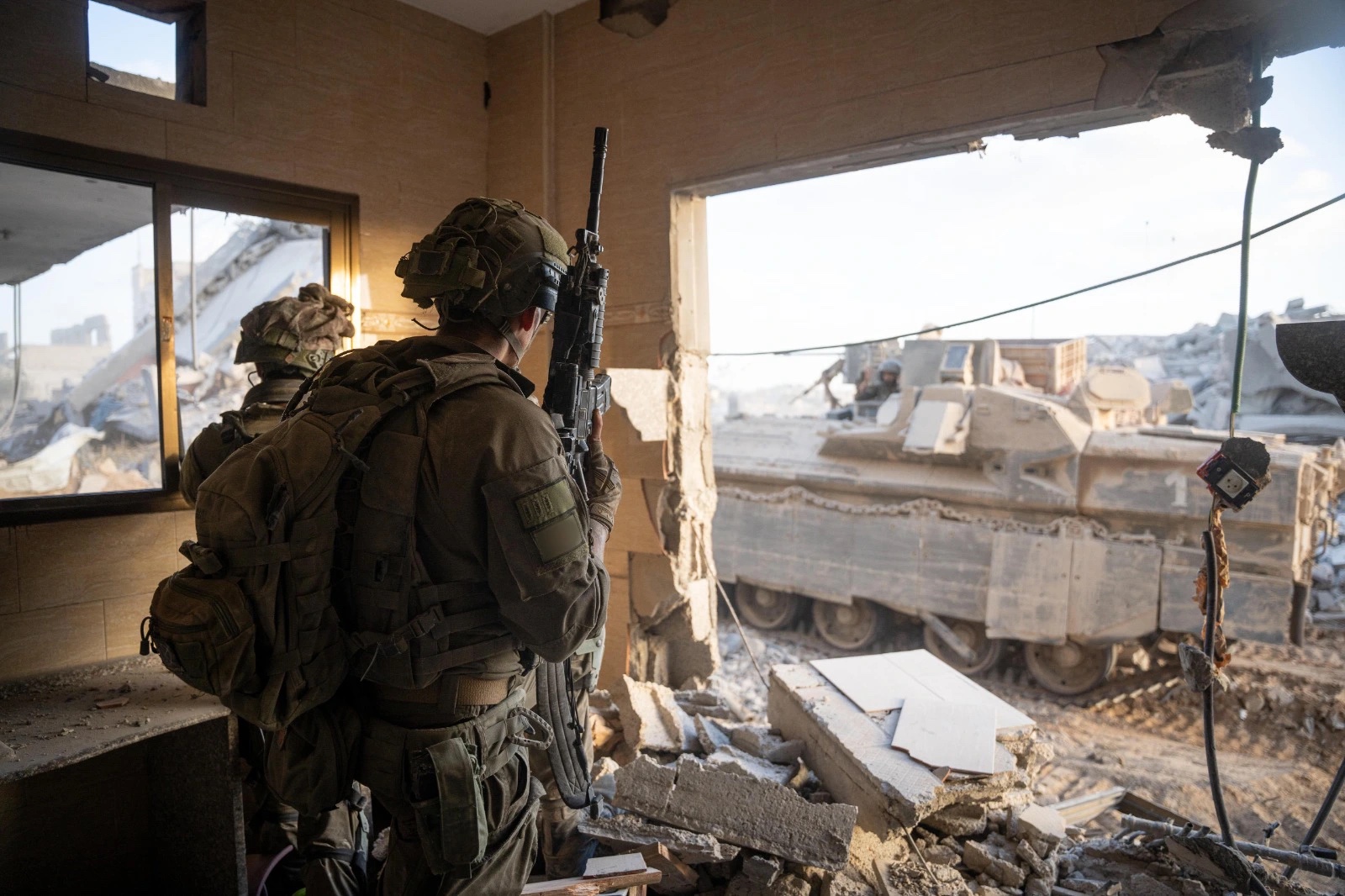 Trump követelése, a Hamász tárgyalna és Zini - Új Kelet Live